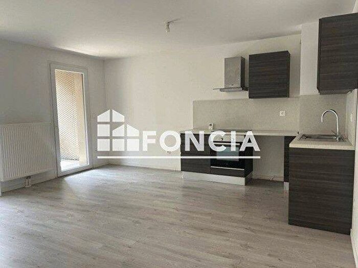 Centre, Lille : Appartement 3 pièces à louer