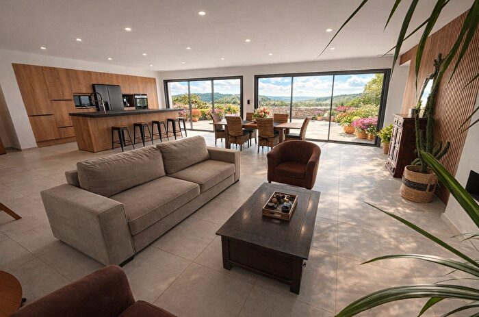 Maison à vendre - Magalas - 8 pièces - 4 chambres