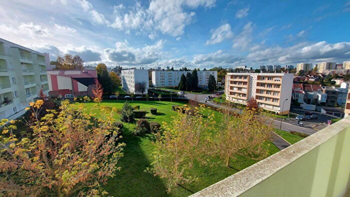 Appartement à louer - Europe-Remicourt, Saint-Quentin - 3 pièces - 2 chambres