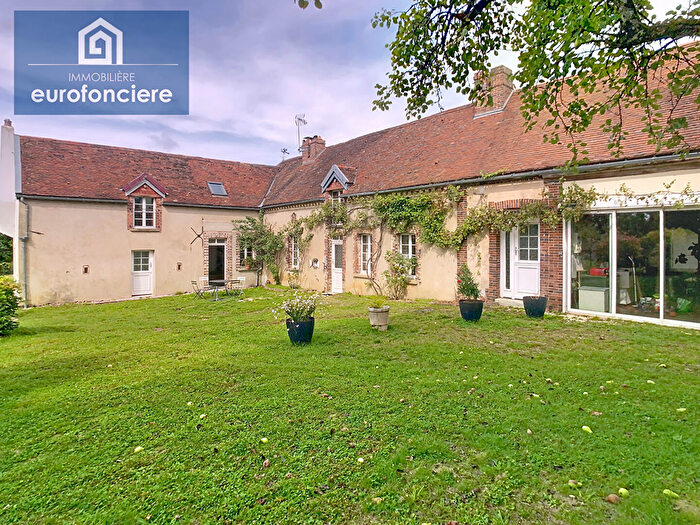 Maison à vendre - Arces-Dilo - 6 pièces - 3 chambres