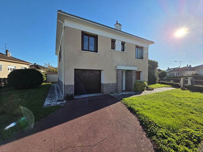 Maison à vendre - Feytiat - 5 pièces - 3 chambres