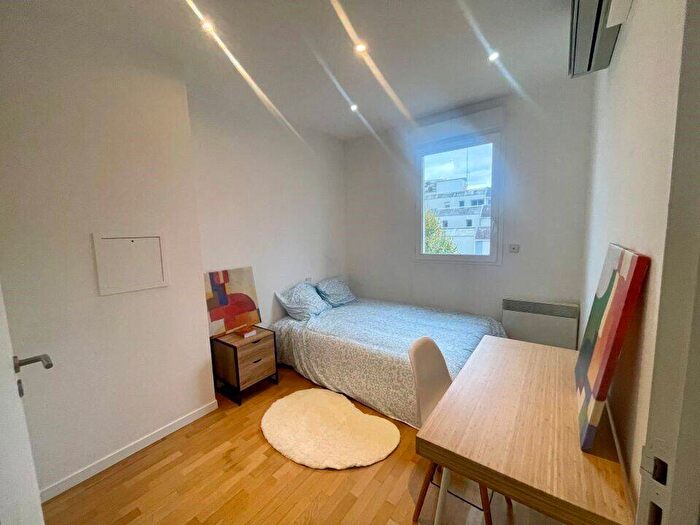 Appartement à louer - Hôtel de Ville, Courbevoie - 1 pièce