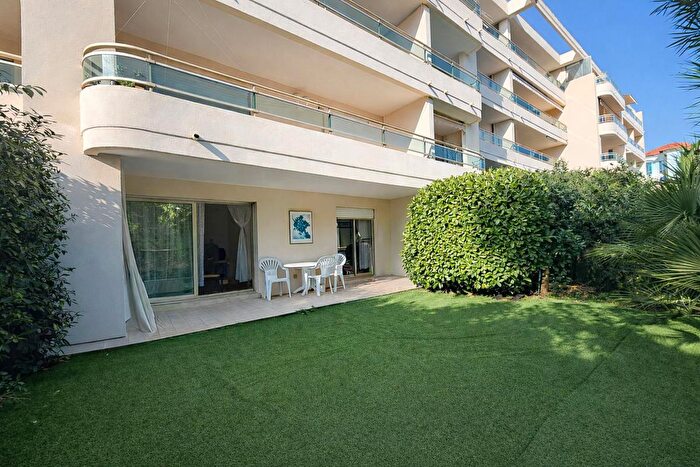 Appartement à vendre - Cannes, Californie Pezou - 2 pièces - 1 chambre