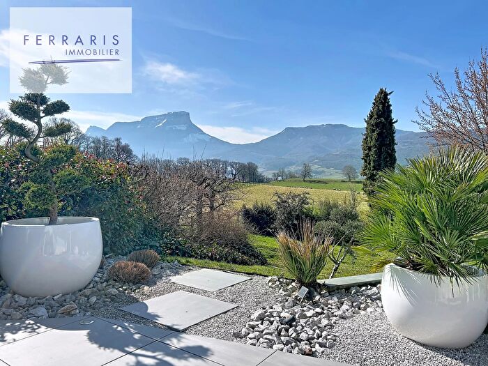 Maison à vendre - Saint-Jeoire-Prieuré - 5 pièces - 3 chambres