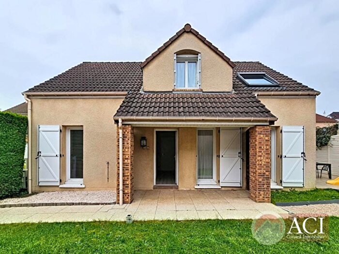 Maison à vendre - Montmagny, Centre-ville, Carrières - 4 pièces - 3 chambres