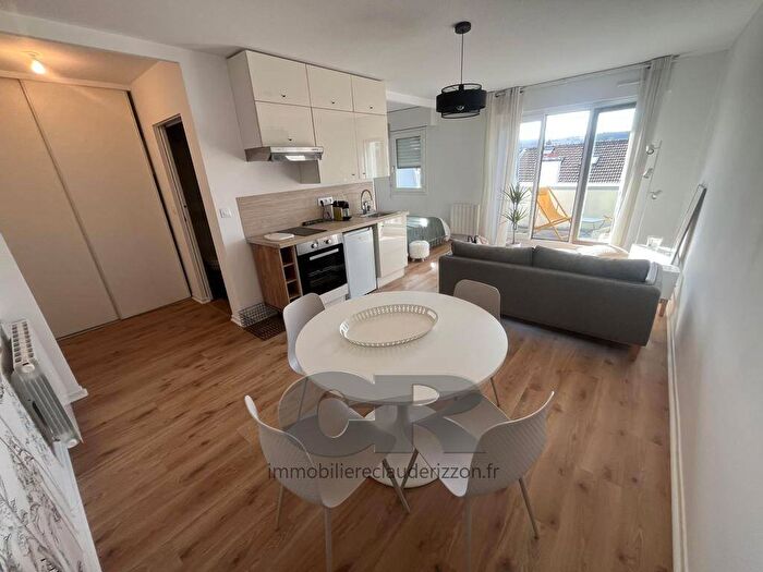 Appartement à louer - Mon Désert-Jeanne dArc, Nancy - 1 pièce