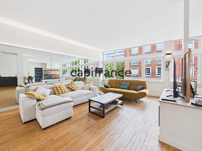 Appartement 5 pièces à Lisieux, Centre-ville, à vendre