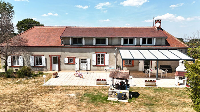 Maison 9 pièces à vendre - Lignerolles