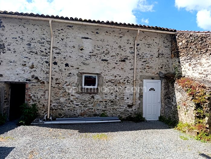 Mouilleron-en-Pareds - Maison 6 pièces à vendre
