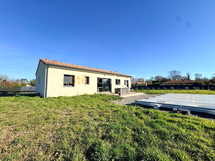 Maison à vendre - Viterbe - 5 pièces - 3 chambres