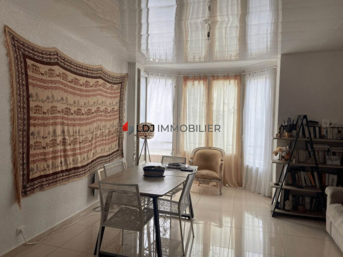 Appartement à vendre - Céret - 4 pièces - 2 chambres