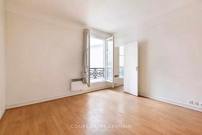 Appartement 2 pièces à vendre - Paris 18ème, Barbès, Château Rouge