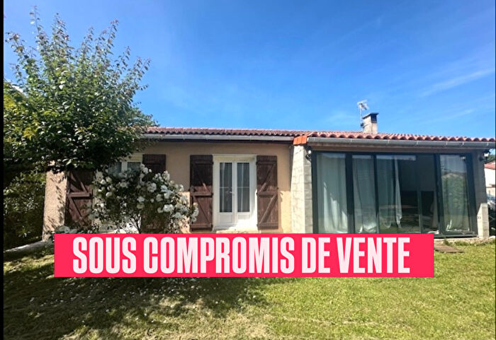 Maison à vendre - La Tour-du-Crieu - 4 pièces - 3 chambres