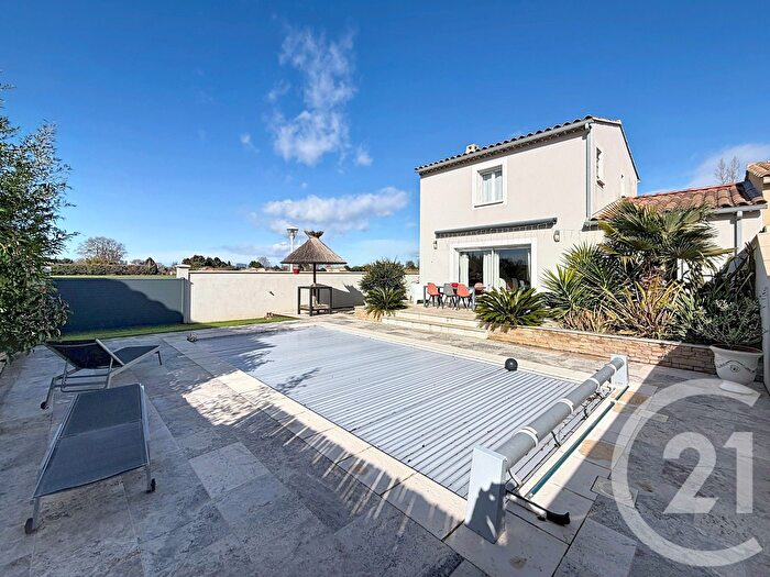 Maison à vendre - Arles, Pont de Crau, Moulès - 4 pièces - 3 chambres