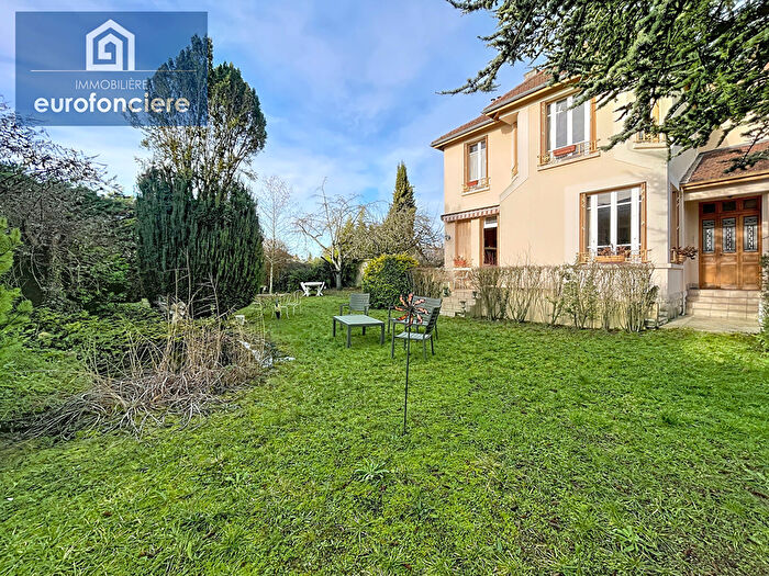 Maison à vendre - Troyes, Saint-Martin - 10 pièces - 4 chambres