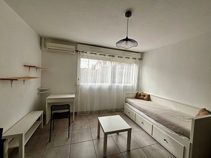 Appartement à louer - Castelnau-le-Lez, Mendras, Zone dactivité La Garrigue - 1 pièce