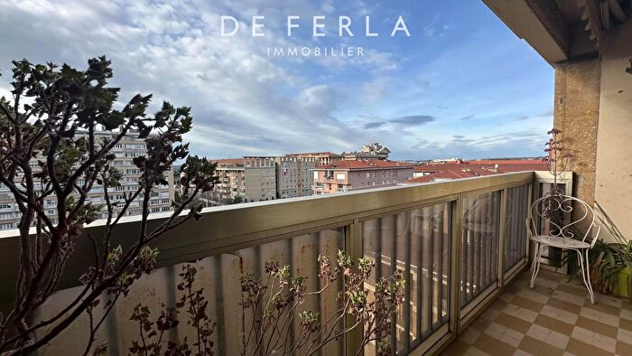 Appartement à vendre - Aix-en-Provence, Centre-ville - 3 pièces - 2 chambres