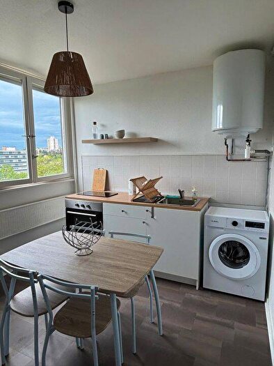 Colline des Pères-Tardy, Saint-Étienne - Appartement 2 pièces à louer