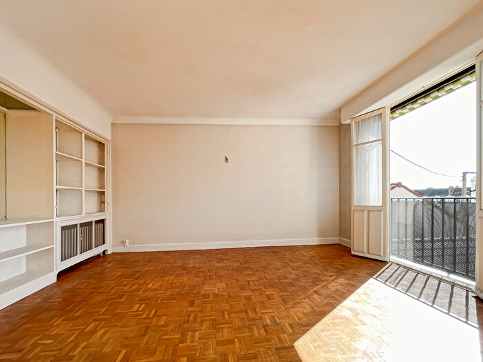 Appartement à vendre - Melun, Centre-ville - 3 pièces - 2 chambres