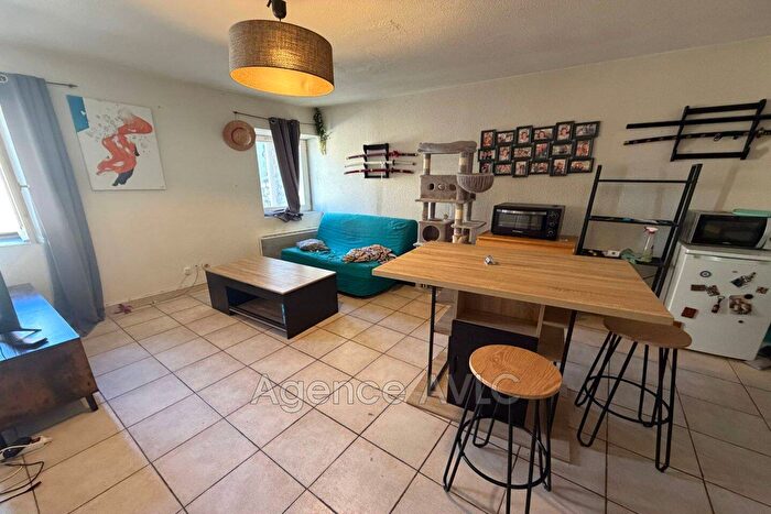 Appartement 2 pièces à Arles, à louer