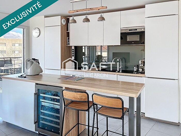 Appartement à vendre - Meudon, Le Val - 3 pièces - 2 chambres