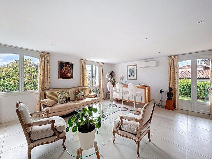 Maison 6 pièces à Anglet, Cinq Cantons, à vendre
