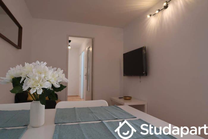 La Neuvillette-Trois Fontaines, Reims : Appartement 1 pièce à louer