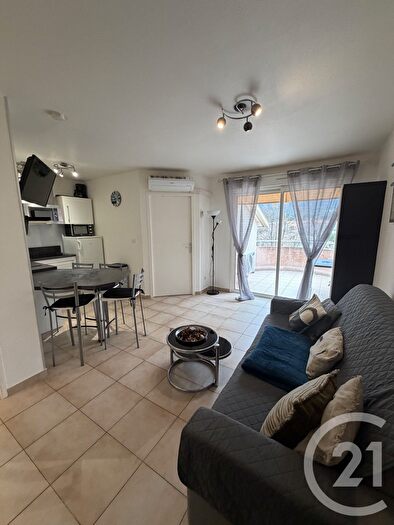 Appartement à louer - Santa-Maria-Poggio - 2 pièces - 1 chambre