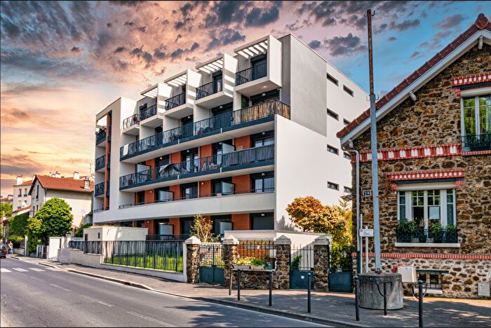 Gare-Jean Jaurès, Vitry-sur-Seine : Appartement 4 pièces à louer