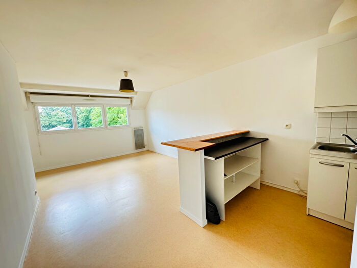 Appartement à vendre - Amiens, Sud Est - 2 pièces - 1 chambre