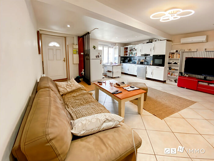 Maison 4 pièces à vendre à Roquettes