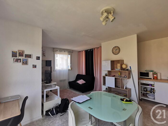 Besançon, Montrapon, Fontaine Ecu, Montboucons, Montjoux : Appartement 1 pièce à louer