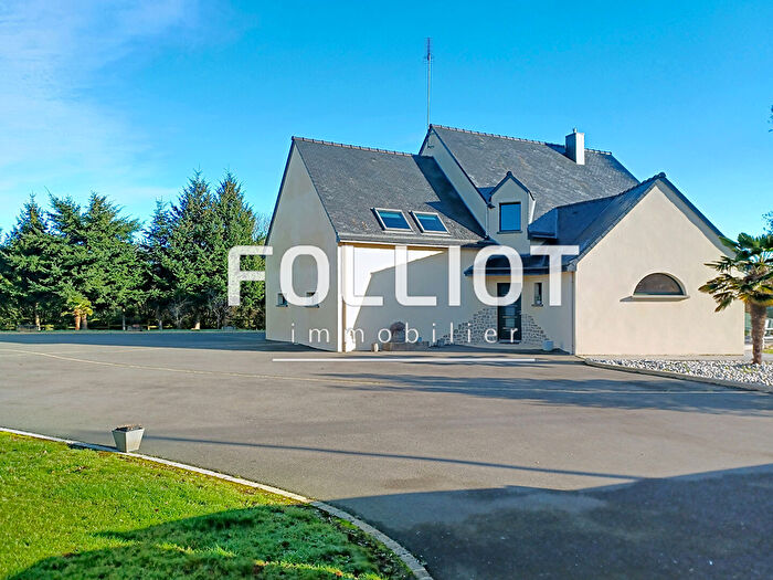 Maison à vendre - Antrain - 9 pièces - 6 chambres