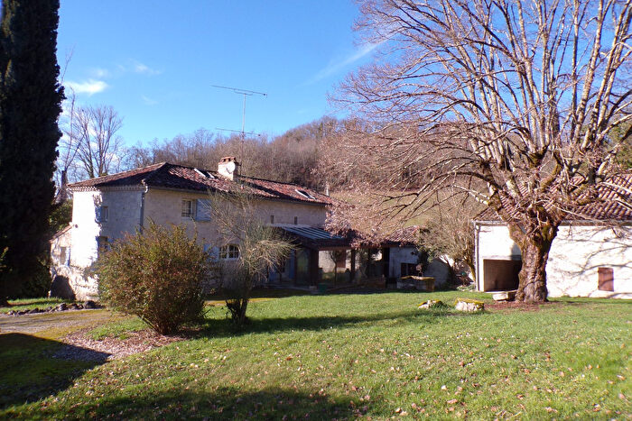 Maison à vendre - Puymirol - 6 pièces - 5 chambres