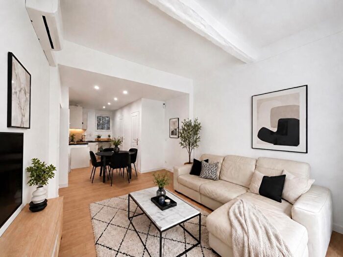 Cannes, Centre-ville : Appartement 2 pièces à vendre