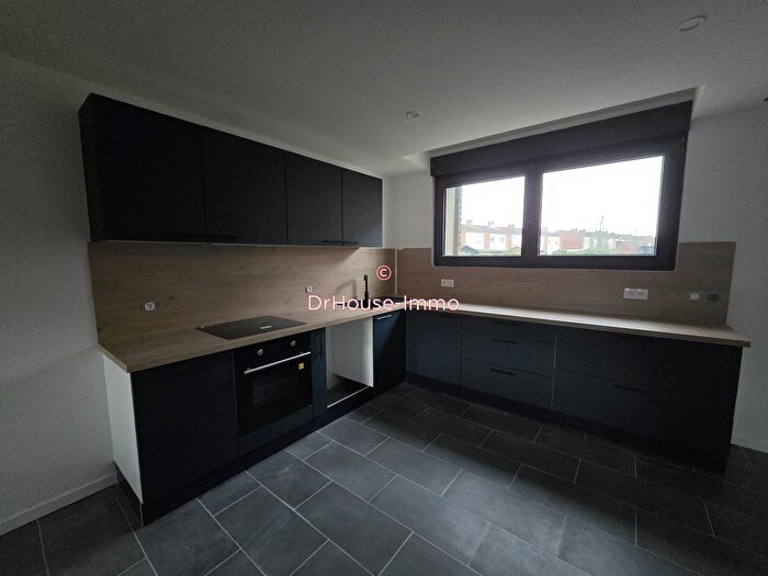 Appartement 4 pièces à vendre à Bailleul, Nord