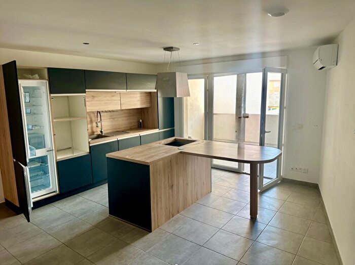 Nîmes, Jean Jaurès - Appartement 2 pièces à louer