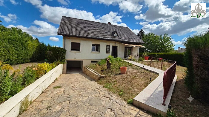 Maison 8 pièces à Nuits-Saint-Georges, à vendre