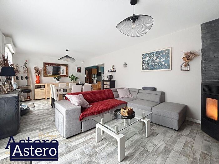 Maison à vendre - Québriac - 4 pièces - 3 chambres