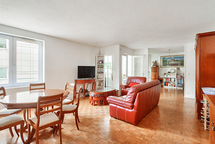 Appartement à vendre - Sèvres, Centre-ville, Cristallerie, Manufacture, Danton - 5 pièces - 4 chambres