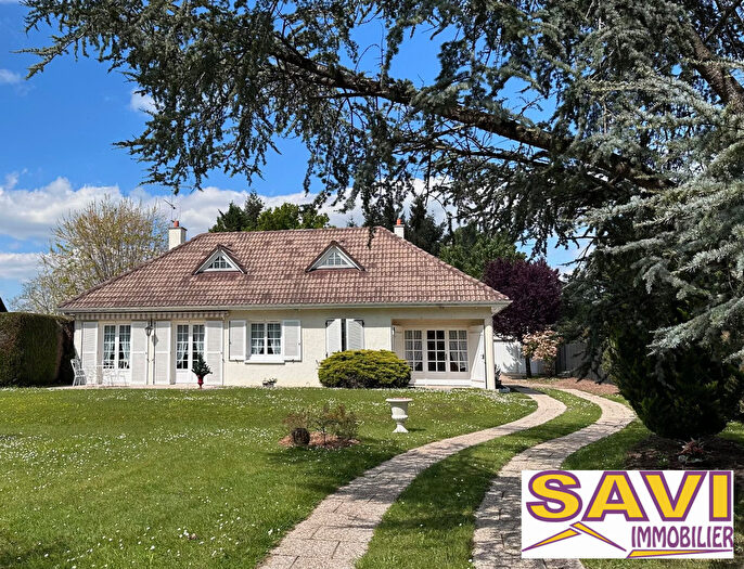 Maison à vendre - Ferrières-en-Gâtinais - 7 pièces - 4 chambres