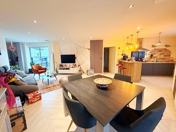 Appartement à vendre - Le Mans, Gare Sud - 4 pièces - 3 chambres