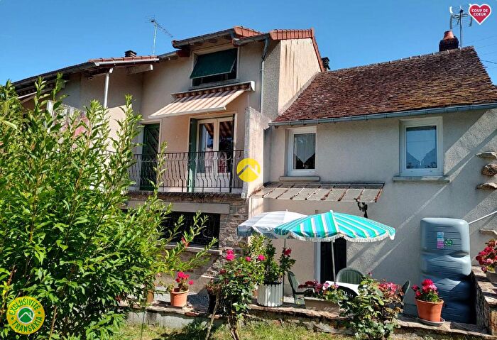 Maison à vendre - Dun-le-Palestel - 7 pièces - 4 chambres