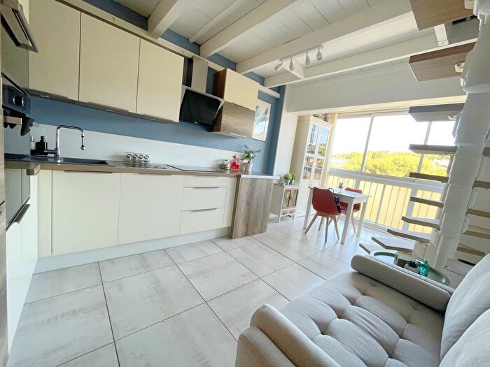 Appartement à vendre - Saint-Mandrier-sur-Mer - 3 pièces - 2 chambres