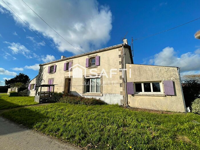 Maison à vendre - Saint-Maurice-des-Noues - 10 pièces - 8 chambres