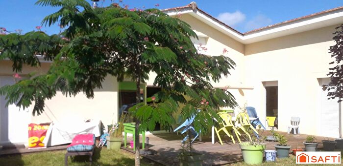 Maison à vendre - Hourtin - 4 pièces - 2 chambres