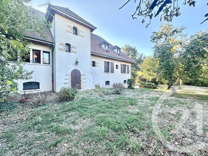 Yzeure, Centre-ville : Maison 8 pièces à vendre