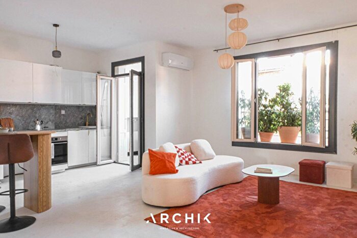 Appartement à louer - Le chapitre, Marseille er arrondissement - 3 pièces - 2 chambres