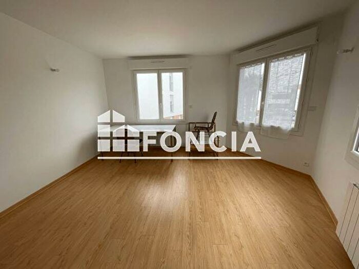 Appartement à louer - Centre, Challans - 3 pièces - 2 chambres