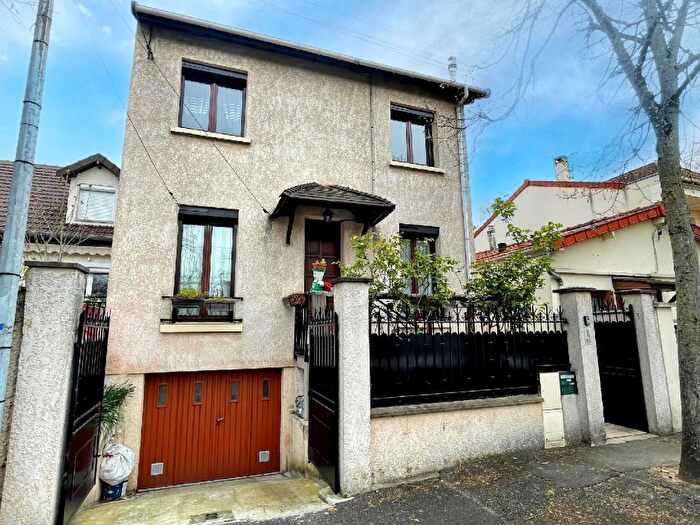 Maison à vendre - Aulnay-sous-Bois, Mairie, Paul Bert - 5 pièces - 3 chambres